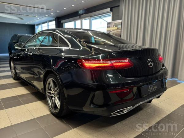 Zaļš Mercedes-Benz E 400 2018 Rīga, ar dzinēja tilpumu 3.00 L un nobraukumu 50 tūkst. km par 34500 €, foto 6 vietnē AUTOMOTO.COM.LV