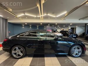 Zaļš Mercedes-Benz E 400 2018 Rīga, ar dzinēja tilpumu 3.00 L un nobraukumu 50 tūkst. km par 34500 €, foto 8 vietnē AUTOMOTO.COM.LV