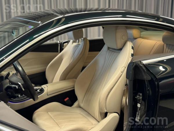 Zaļš Mercedes-Benz E 400 2018 Rīga, ar dzinēja tilpumu 3.00 L un nobraukumu 50 tūkst. km par 34500 €, foto 9 vietnē AUTOMOTO.COM.LV