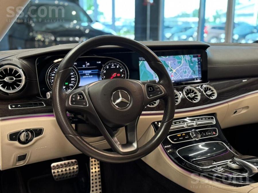 Zaļš Mercedes-Benz E 400 2018 Rīga, ar dzinēja tilpumu 3.00 L un nobraukumu 50 tūkst. km par 34500 €, foto 12 vietnē AUTOMOTO.COM.LV