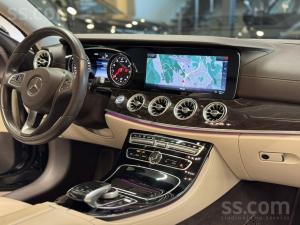 Zaļš Mercedes-Benz E 400 2018 Rīga, ar dzinēja tilpumu 3.00 L un nobraukumu 50 tūkst. km par 34500 €, foto 16 vietnē AUTOMOTO.COM.LV