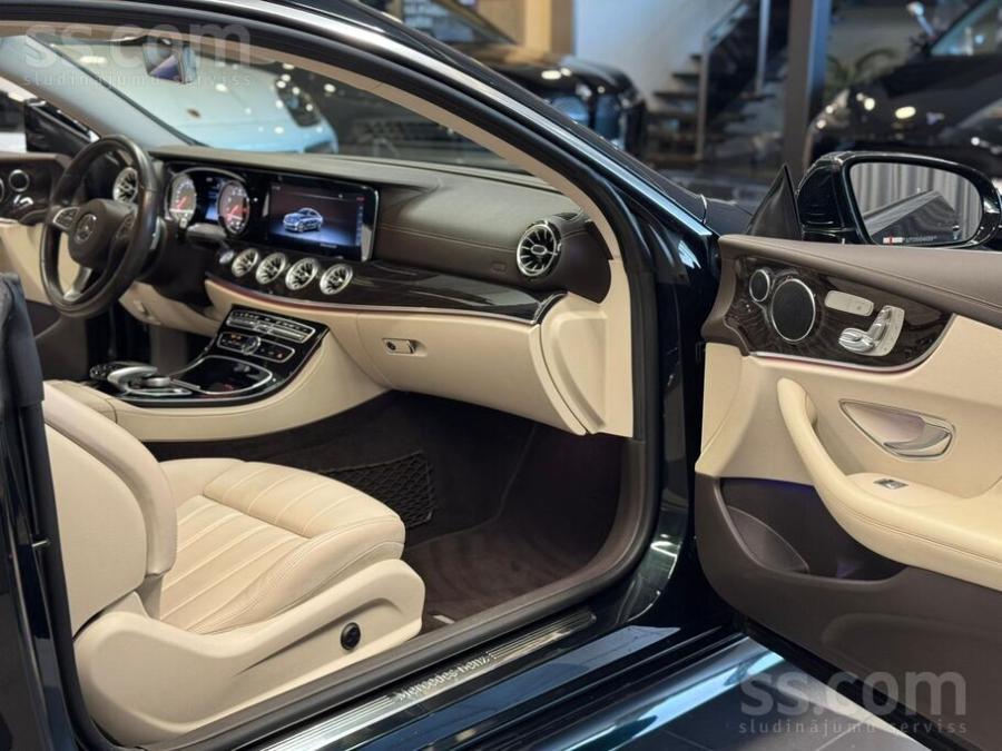 Zaļš Mercedes-Benz E 400 2018 Rīga, ar dzinēja tilpumu 3.00 L un nobraukumu 50 tūkst. km par 34500 €, foto 19 vietnē AUTOMOTO.COM.LV