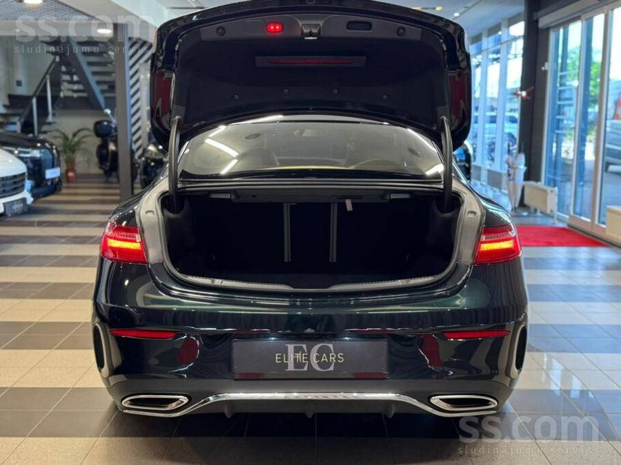 Zaļš Mercedes-Benz E 400 2018 Rīga, ar dzinēja tilpumu 3.00 L un nobraukumu 50 tūkst. km par 34500 €, foto 21 vietnē AUTOMOTO.COM.LV
