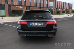 Zaļš Mercedes-Benz E 400 2017 Tallina, ar dzinēja tilpumu 3.50 L un nobraukumu 243 tūkst. km par 20490 €, foto 6 vietnē AUTOMOTO.COM.LV