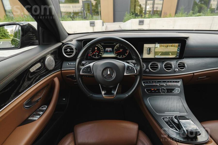 Zaļš Mercedes-Benz E 400 2017 Tallina, ar dzinēja tilpumu 3.50 L un nobraukumu 243 tūkst. km par 20490 €, foto 12 vietnē AUTOMOTO.COM.LV