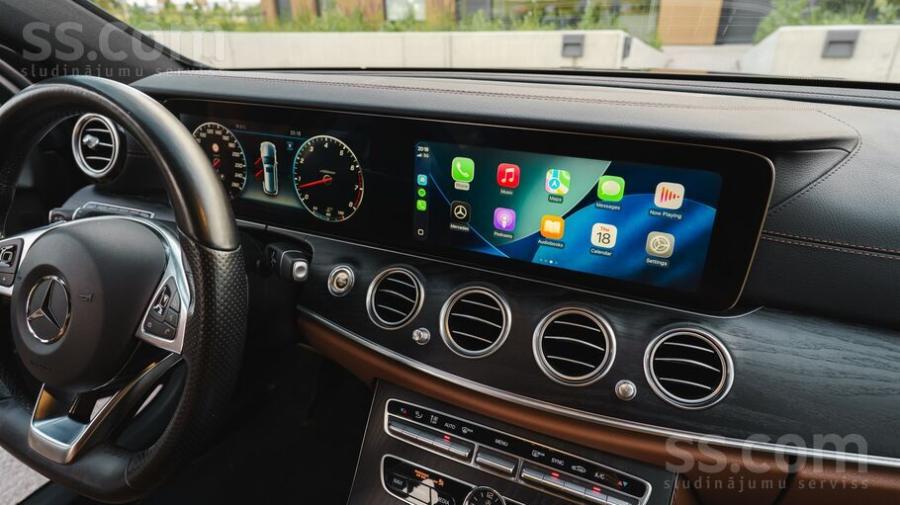 Zaļš Mercedes-Benz E 400 2017 Tallina, ar dzinēja tilpumu 3.50 L un nobraukumu 243 tūkst. km par 20490 €, foto 13 vietnē AUTOMOTO.COM.LV