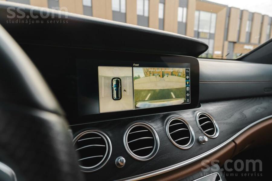 Zaļš Mercedes-Benz E 400 2017 Tallina, ar dzinēja tilpumu 3.50 L un nobraukumu 243 tūkst. km par 20490 €, foto 16 vietnē AUTOMOTO.COM.LV
