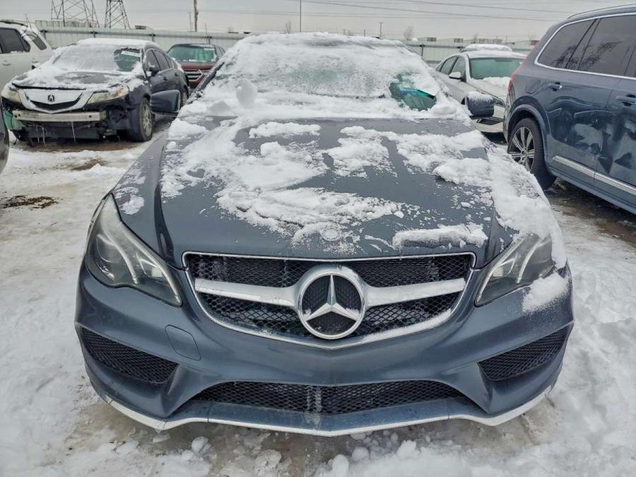 Grey Mercedes-Benz E 400 2016 in Klaipeda, with an engine capacity of 3.00 L and mileage of 172 thousand km for 13000 €, photo 1 on AUTOMOTO.COM.LV