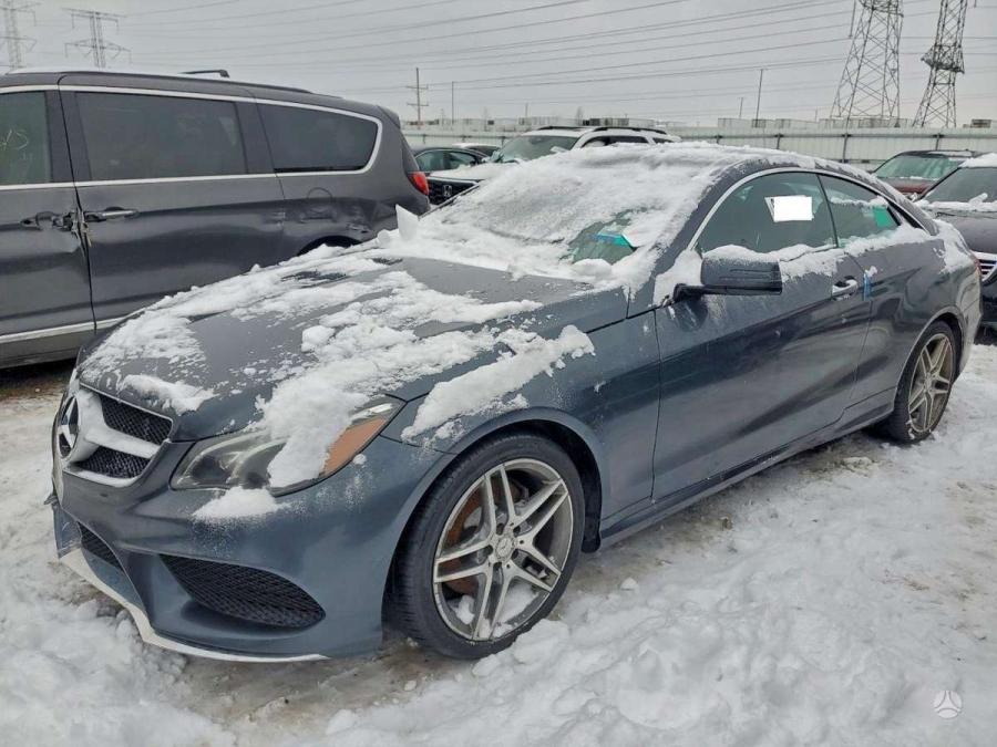 Grey Mercedes-Benz E 400 2016 in Klaipeda, with an engine capacity of 3.00 L and mileage of 172 thousand km for 13000 €, photo 9 on AUTOMOTO.COM.LV