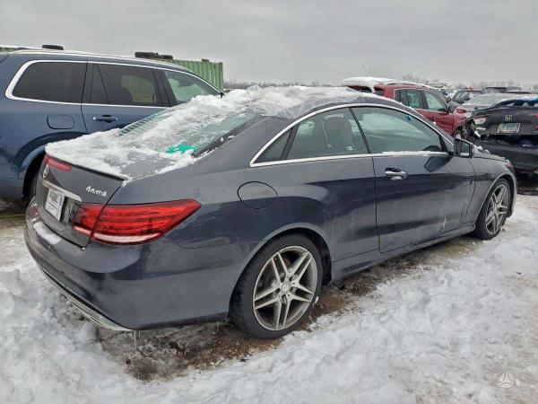Grey Mercedes-Benz E 400 2016 in Klaipeda, with an engine capacity of 3.00 L and mileage of 172 thousand km for 13000 €, photo 10 on AUTOMOTO.COM.LV