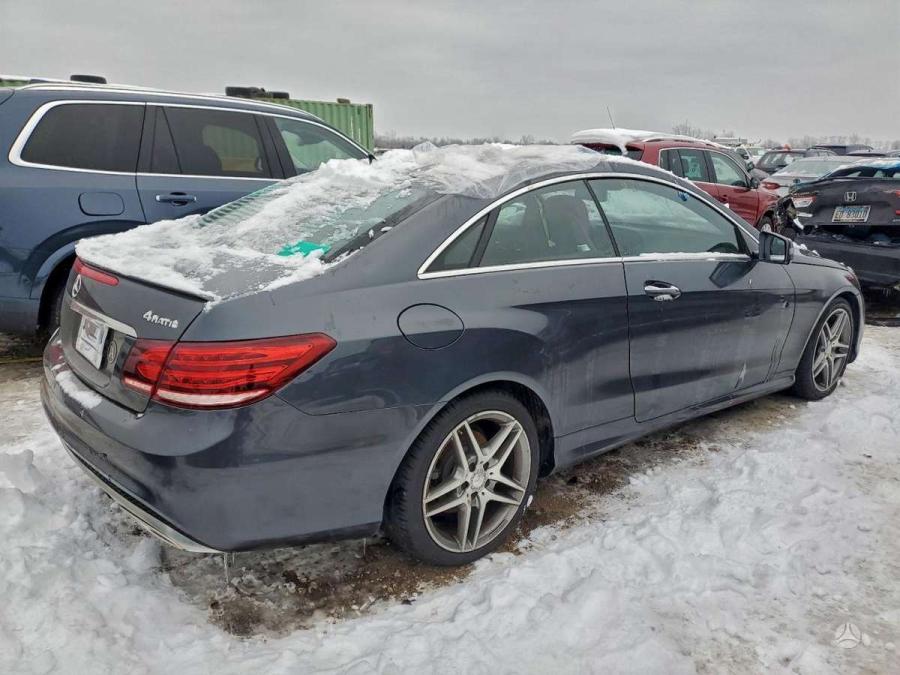 Grey Mercedes-Benz E 400 2016 in Klaipeda, with an engine capacity of 3.00 L and mileage of 172 thousand km for 13000 €, photo 10 on AUTOMOTO.COM.LV