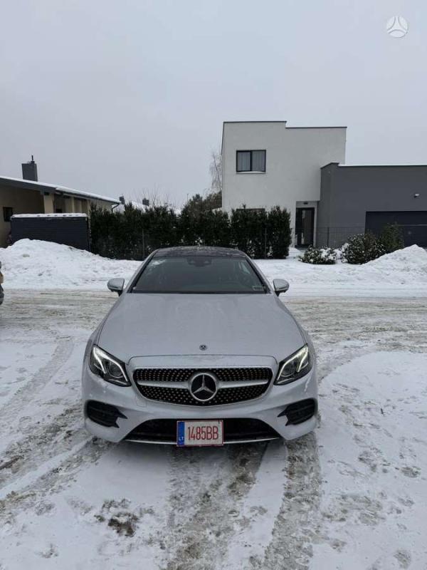 Pelēks Mercedes-Benz E 400 2018 Kauņa, ar dzinēja tilpumu 0.00 L un nobraukumu 166 tūkst. km par 23900 €, foto 6 vietnē AUTOMOTO.COM.LV