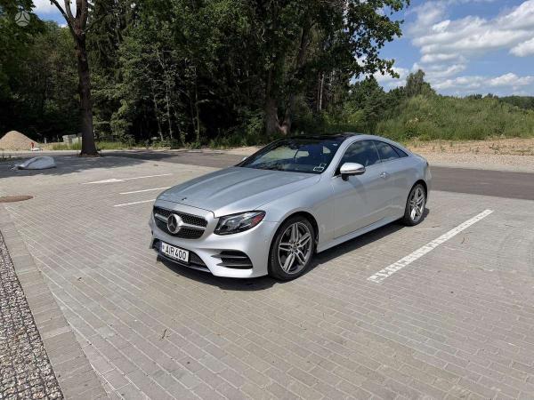 Серый Мерседес Е 400 2018 в Каунас, объемом двигателя 3.00 л и пробегом 167 тыс. км за 24999 €, фото 3 на AUTOMOTO.COM.LV