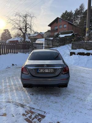 Grey Mercedes-Benz E 400 2018 in Vilnius, with an engine capacity of 2.93 L and mileage of 84 thousand km for 37500 €, photo 6 on AUTOMOTO.COM.LV