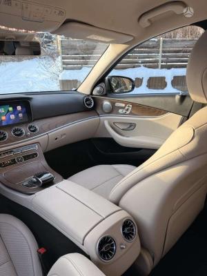 Grey Mercedes-Benz E 400 2018 in Vilnius, with an engine capacity of 2.93 L and mileage of 84 thousand km for 37500 €, photo 13 on AUTOMOTO.COM.LV