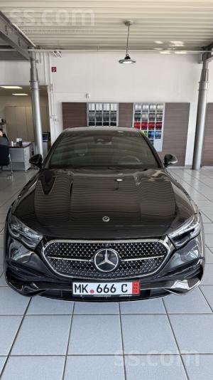 Серый Мерседес Е 400 2024 в Рига, объемом двигателя 2.00 л и пробегом 8 тыс. км за 75300 €, фото 7 на AUTOMOTO.COM.LV