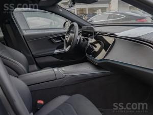 Серый Мерседес Е 400 2024 в Рига, объемом двигателя 2.00 л и пробегом 8 тыс. км за 75300 €, фото 12 на AUTOMOTO.COM.LV
