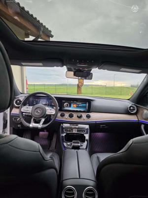 Pelēks Mercedes-Benz E 400 2017 Kretinga, ar dzinēja tilpumu 3.00 L un nobraukumu 104 tūkst. km par 31999 €, foto 17 vietnē AUTOMOTO.COM.LV