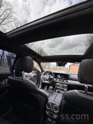 Grey Mercedes-Benz E 400 2018 in Riga, with an engine capacity of 3.50 L and mileage of 260 thousand km for 25500 €, photo 11 on AUTOMOTO.COM.LV