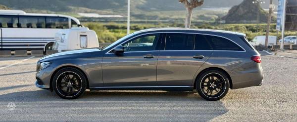 Grey Mercedes-Benz E 400 2018 in Taurage, with an engine capacity of 3.50 L and mileage of 132 thousand km for 26500 €, photo 7 on AUTOMOTO.COM.LV