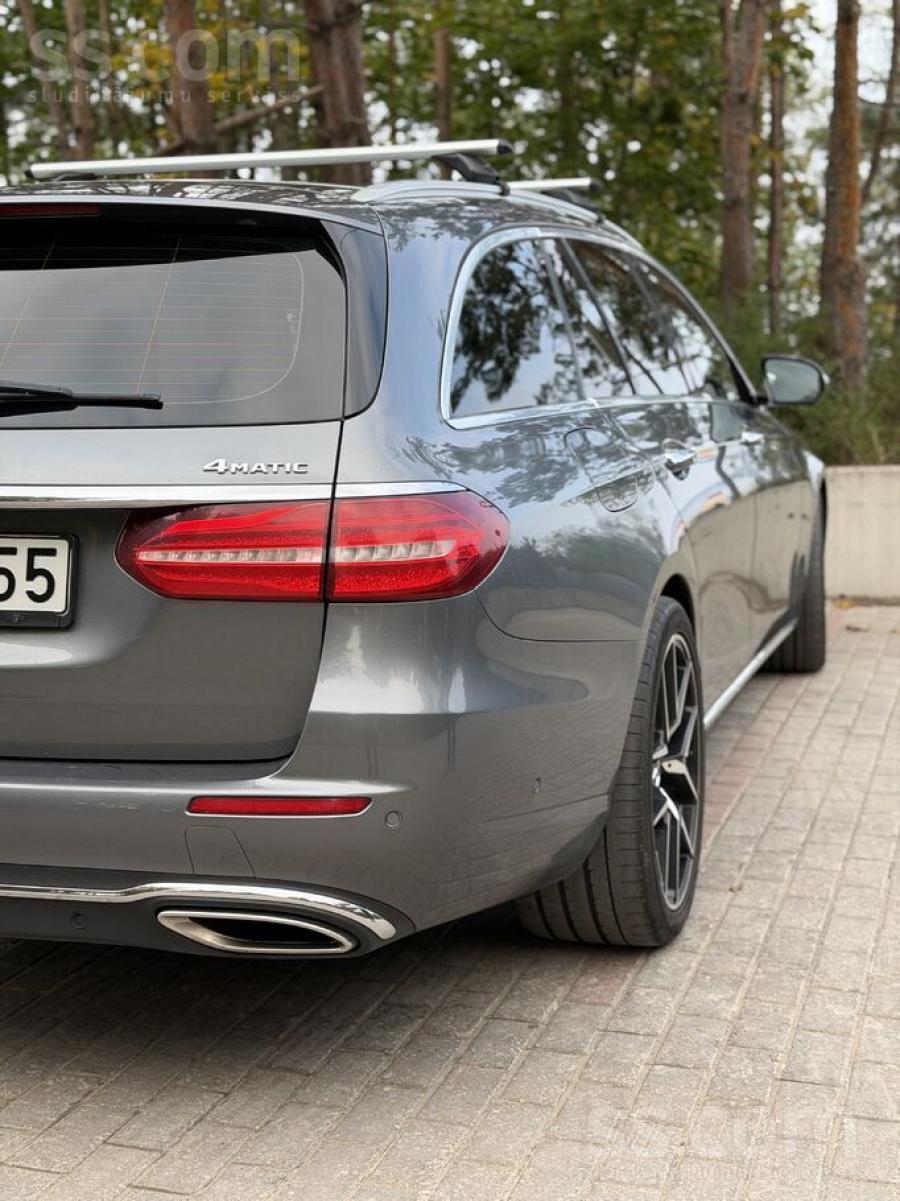 Pelēks Mercedes-Benz E 400 2018 Jūrmala, ar dzinēja tilpumu 3.50 L un nobraukumu 264 tūkst. km par 24950 €, foto 4 vietnē AUTOMOTO.COM.LV