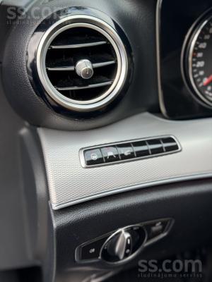 Pelēks Mercedes-Benz E 400 2018 Jūrmala, ar dzinēja tilpumu 3.50 L un nobraukumu 264 tūkst. km par 24950 €, foto 12 vietnē AUTOMOTO.COM.LV