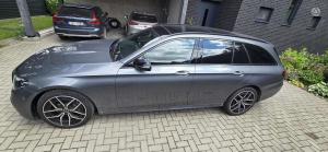 Grey Mercedes-Benz E 400 2021 in Vilnius, with an engine capacity of 3.00 L and mileage of 184 thousand km for 25800 €, photo  on AUTOMOTO.COM.LV