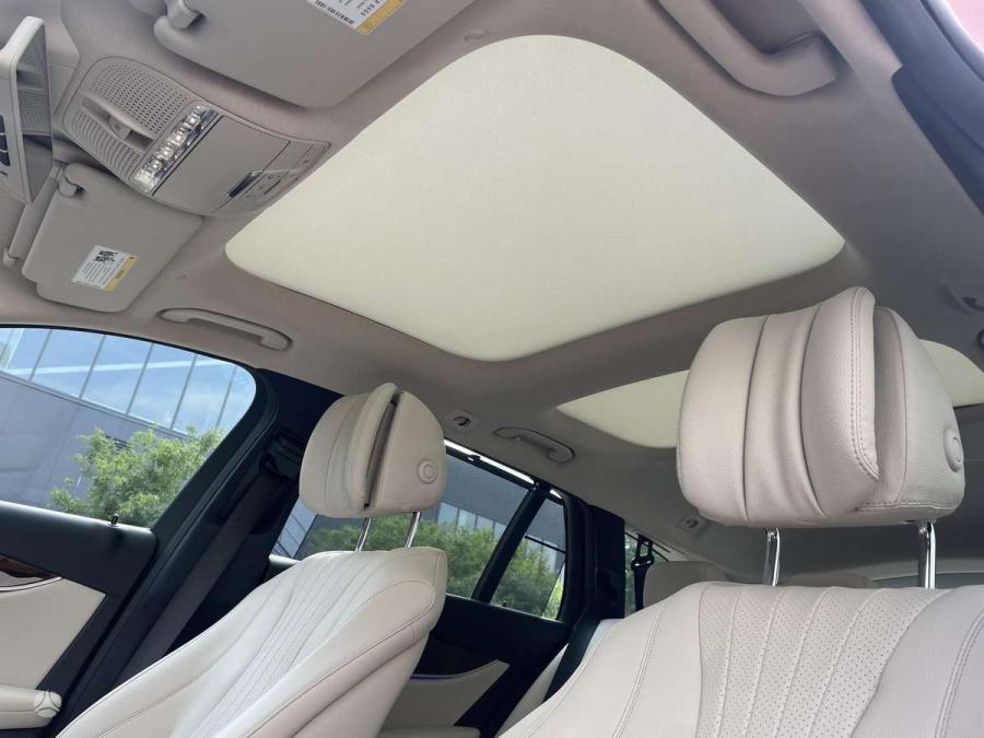 Oranžs Mercedes-Benz E 400 2017 Kauņa, ar dzinēja tilpumu 3.50 L un nobraukumu 86 tūkst. km par 25500 €, foto 14 vietnē AUTOMOTO.COM.LV