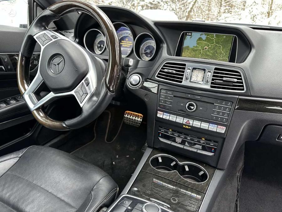 Balts Mercedes-Benz E 400 2016 Viļņa, ar dzinēja tilpumu 3.00 L un nobraukumu 100 tūkst. km par 8100 €, foto 13 vietnē AUTOMOTO.COM.LV