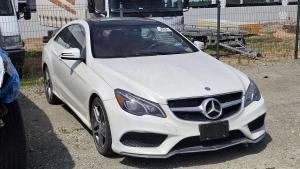 Balts Mercedes-Benz E 400 2016 Šauļi, ar dzinēja tilpumu 3.00 L un nobraukumu 240 tūkst. km par 9999 €, foto 6 vietnē AUTOMOTO.COM.LV