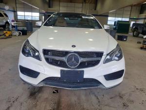 Balts Mercedes-Benz E 400 2016 Šauļi, ar dzinēja tilpumu 3.00 L un nobraukumu 240 tūkst. km par 9999 €, foto 25 vietnē AUTOMOTO.COM.LV
