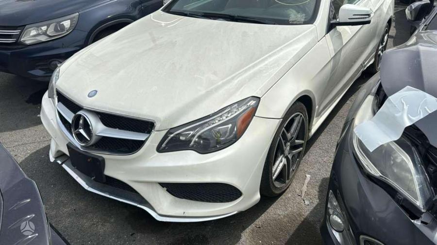 Balts Mercedes-Benz E 400 2016 Šauļi, ar dzinēja tilpumu 3.00 L un nobraukumu 240 tūkst. km par 9999 €, foto 30 vietnē AUTOMOTO.COM.LV