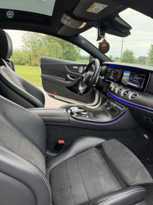 White Mercedes-Benz E 400 2017 in Kaunas, with an engine capacity of 3.00 L and mileage of 155 thousand km for 31000 €, photo 10 on AUTOMOTO.COM.LV