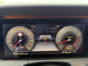 White Mercedes-Benz E 400 2017 in Kaunas, with an engine capacity of 3.00 L and mileage of 155 thousand km for 31000 €, photo 13 on AUTOMOTO.COM.LV
