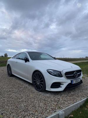 White Mercedes-Benz E 400 2017 in Kaunas, with an engine capacity of 3.00 L and mileage of 155 thousand km for 31000 €, photo 19 on AUTOMOTO.COM.LV