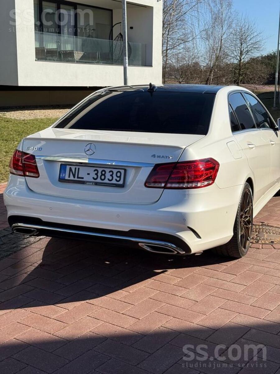 Белый Мерседес Е 400 2013 в Рига, объемом двигателя 3.00 л и пробегом 120 тыс. км за 19450 €, фото 4 на AUTOMOTO.COM.LV