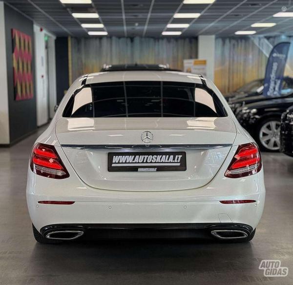 Balts Mercedes-Benz E 400 2018 Klaipėda, ar dzinēja tilpumu 2.90 L un nobraukumu 283 tūkst. km par 23950 €, foto 5 vietnē AUTOMOTO.COM.LV