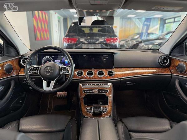 Balts Mercedes-Benz E 400 2018 Klaipėda, ar dzinēja tilpumu 2.90 L un nobraukumu 283 tūkst. km par 23950 €, foto 8 vietnē AUTOMOTO.COM.LV