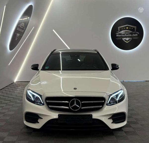 White Mercedes-Benz E 400 2019 in Marijampole, with an engine capacity of 2.93 L and mileage of 131 thousand km for 22999 €, photo 5 on AUTOMOTO.COM.LV