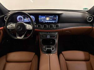 White Mercedes-Benz E 400 2019 in Marijampole, with an engine capacity of 2.93 L and mileage of 131 thousand km for 22999 €, photo 20 on AUTOMOTO.COM.LV