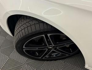 White Mercedes-Benz E 400 2019 in Marijampole, with an engine capacity of 2.93 L and mileage of 131 thousand km for 22999 €, photo 27 on AUTOMOTO.COM.LV