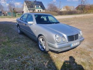 Pelēks Mercedes-Benz e-420 1997 Vilkaviškis, ar dzinēja tilpumu 4.20 L un nobraukumu 224 tūkst. km par 3250 €, foto 2 vietnē AUTOMOTO.COM.LV