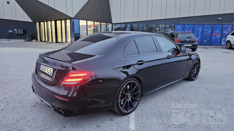 Black Mercedes-Benz e-43-amg 2017 in Tallinn, with an engine capacity of 3.00 L and mileage of 0 thousand km for 32999 €, photo 7 on AUTOMOTO.COM.LV