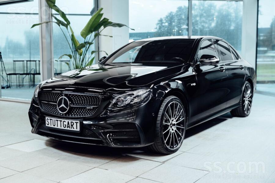 Черный Мерседес e-43-amg 2017 в Рига, объемом двигателя 3.00 л и пробегом 129 тыс. км за 40000 €, фото 4 на AUTOMOTO.COM.LV