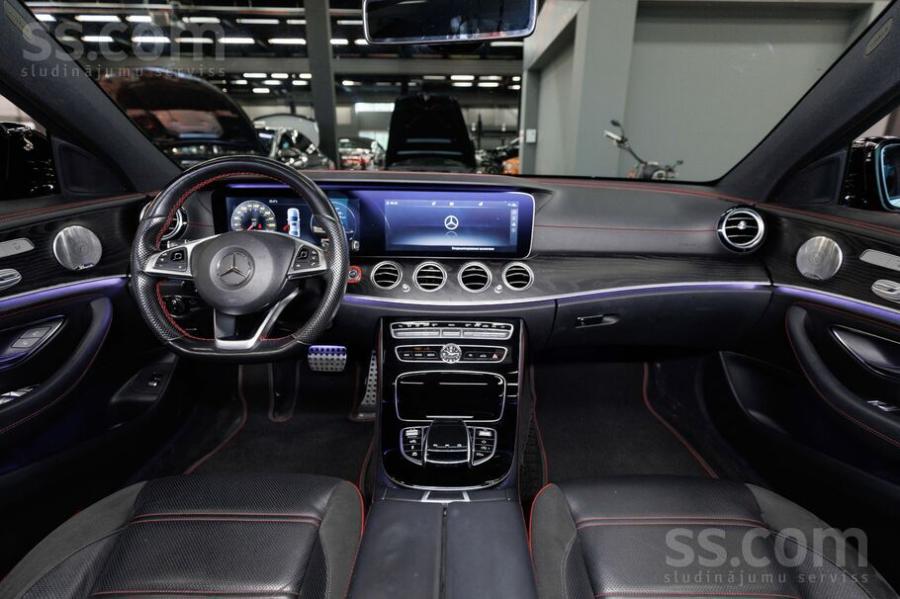 Черный Мерседес e-43-amg 2017 в Рига, объемом двигателя 3.00 л и пробегом 129 тыс. км за 40000 €, фото 21 на AUTOMOTO.COM.LV