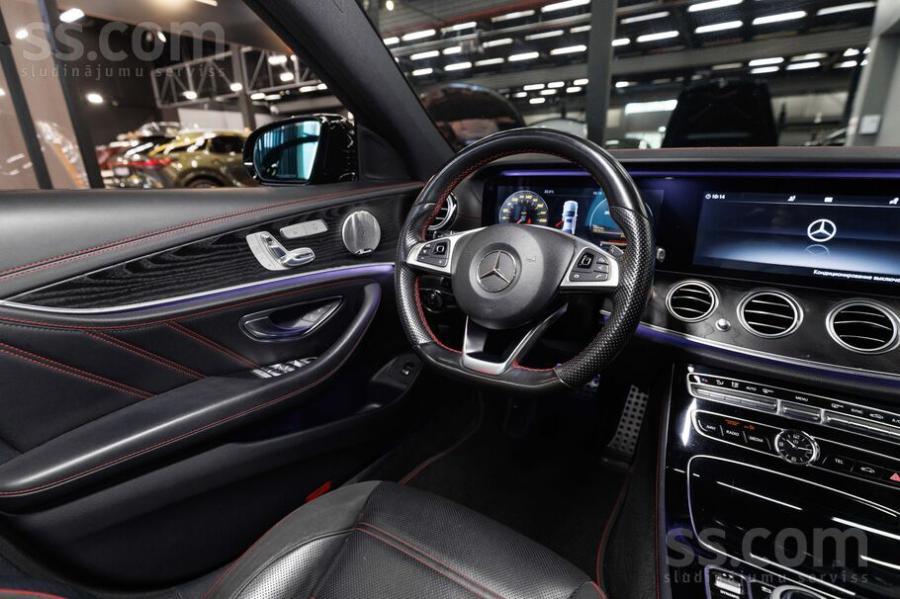 Черный Мерседес e-43-amg 2017 в Рига, объемом двигателя 3.00 л и пробегом 129 тыс. км за 40000 €, фото 22 на AUTOMOTO.COM.LV