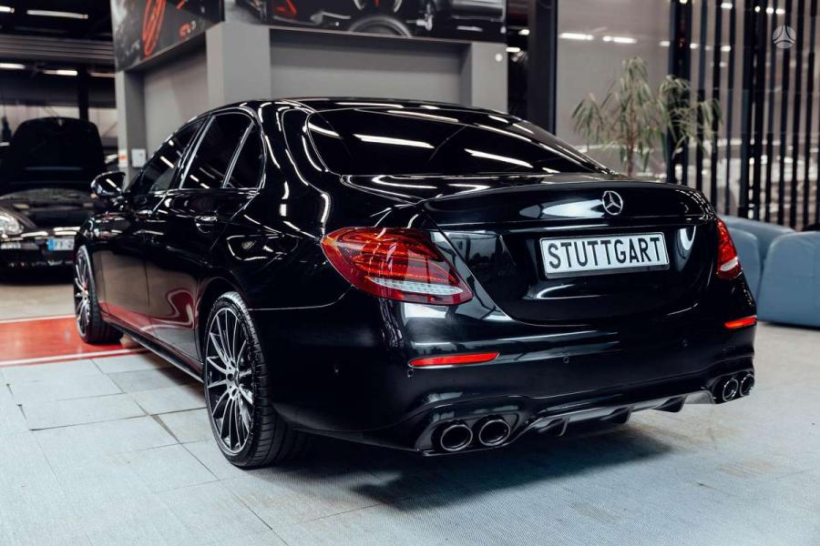 Melns Mercedes-Benz e-43-amg 2017 Rīga, ar dzinēja tilpumu 3.00 L un nobraukumu 129 tūkst. km par 40000 €, foto 6 vietnē AUTOMOTO.COM.LV