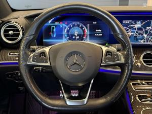 Black Mercedes-Benz e-43-amg 2017 in Kaunas, with an engine capacity of 3.00 L and mileage of 197 thousand km for 26990 €, photo 15 on AUTOMOTO.COM.LV