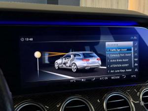 Black Mercedes-Benz e-43-amg 2017 in Kaunas, with an engine capacity of 3.00 L and mileage of 197 thousand km for 26990 €, photo 38 on AUTOMOTO.COM.LV