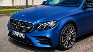 Blue Mercedes-Benz e-43-amg 2017 in Riga, with an engine capacity of 3.00 L and mileage of 215 thousand km for 34500 €, photo 8 on AUTOMOTO.COM.LV